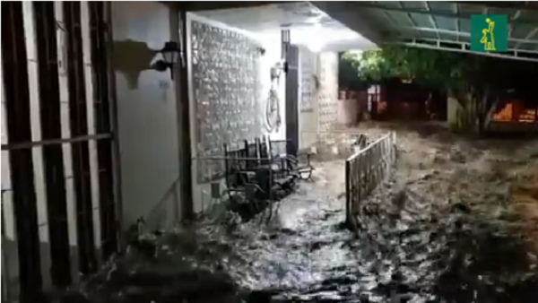 Water pipeline explodes in Santiago, major damages | DR1.com