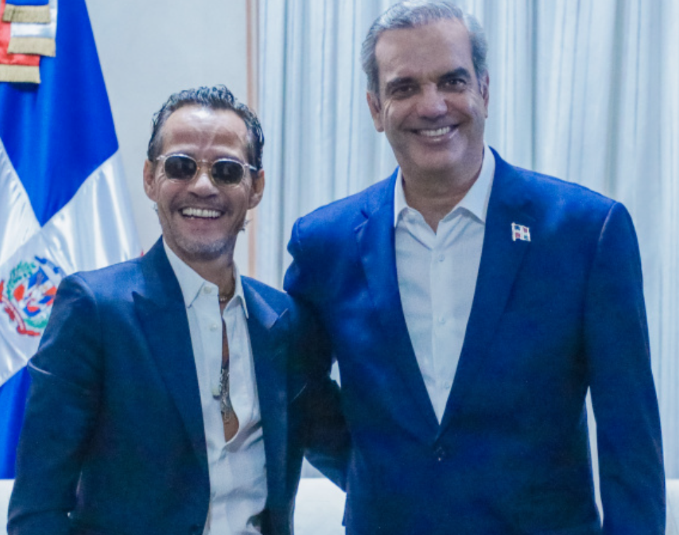 President Abinader received Marc Anthony at the Presidential Palace ...