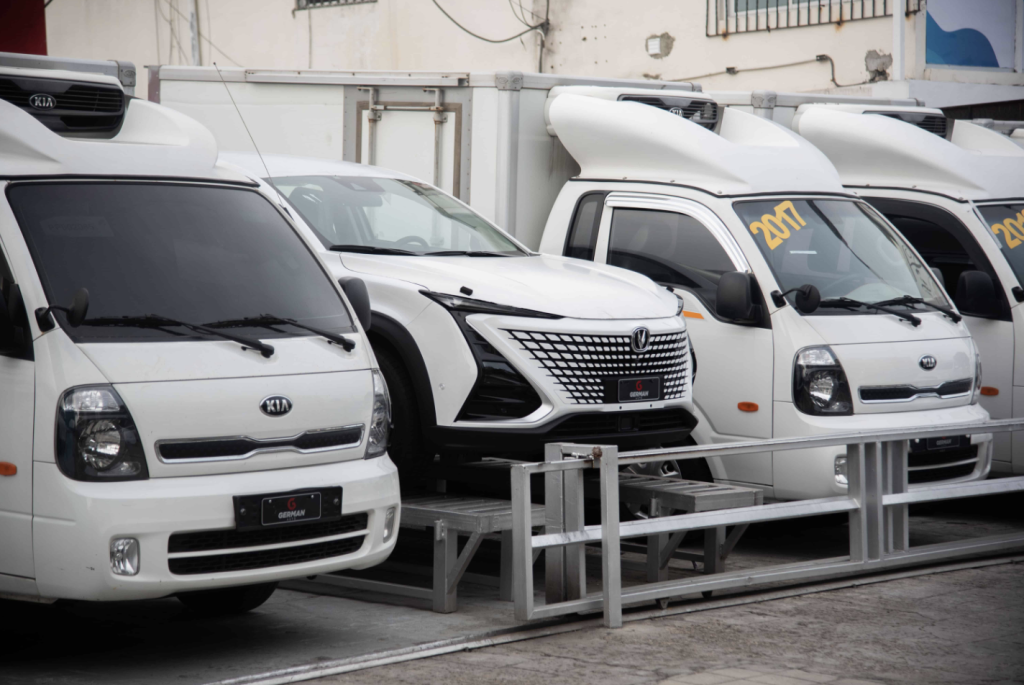 Why there are so many traffic jams; easy credit to buy a car | DR1.com