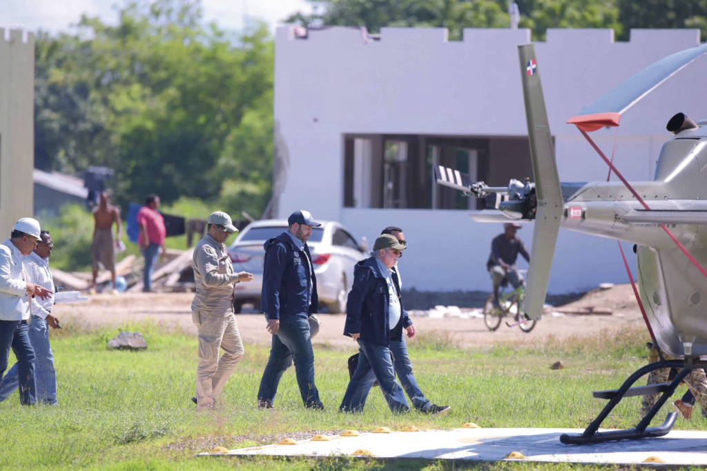 OAS mission visits and will report to Almagro on canal construction ...