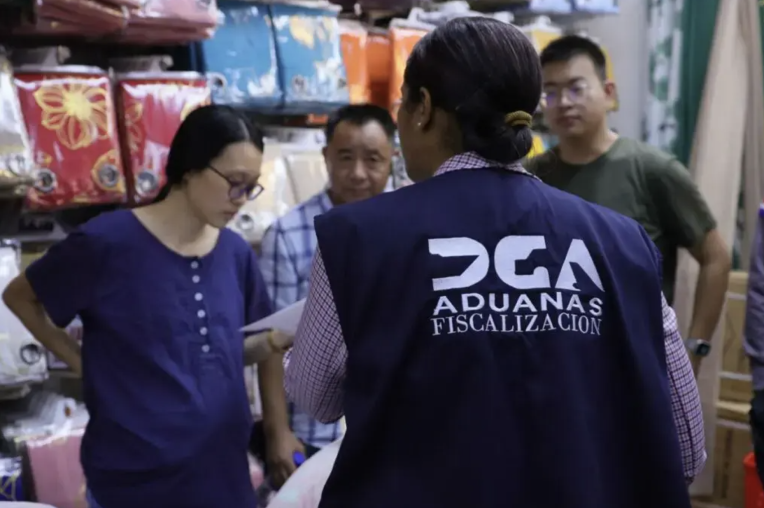 Customs raids Chinese-owned stores in Santo Domingo and Santiago | DR1.com