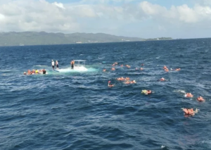 Mein Schiff cruise ship excursion tourists rescued promptly | DR1.com